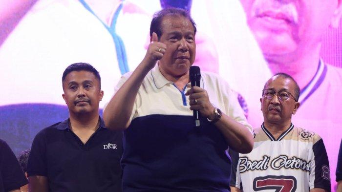 Chairul Tanjung Banggakan Sosok Vasko Ruseimy di Depan Ribuan Alumni ...