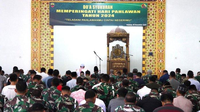 Korem 032/Wirabraja Gelar Doa Syukur, Guna Memperingati Hari Pahlawan Tahun 2024 - Tribunpadang.com