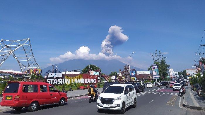 BREAKING NEWS: Gunung Marapi Sumbar Kembali Erupsi Siang Ini, Abu ...