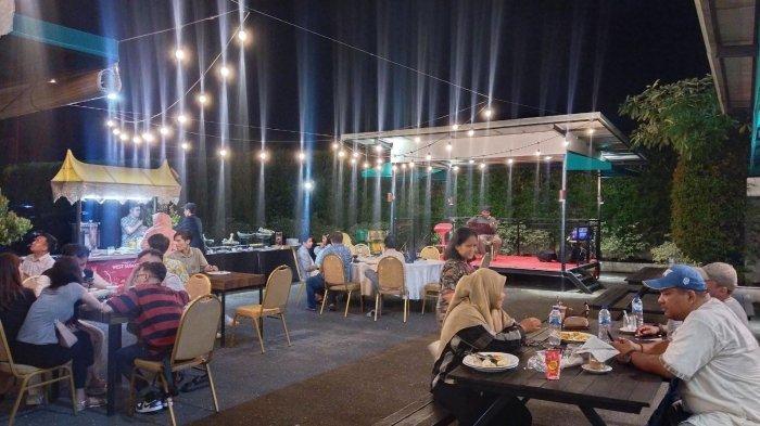 Warung Pietsstop Hotel Ibis Padang Sediakan Jajanan Goceng Setiap Jumat ...