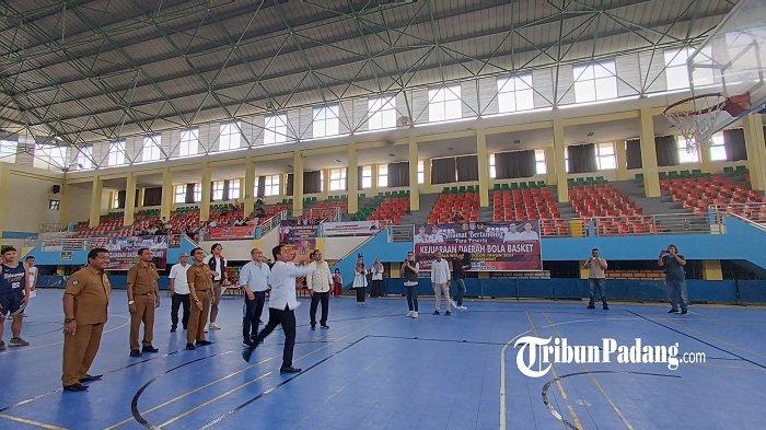 Wawako Solok Buka Secara Resmi Kejurda Basket se-Sumbar, Digelar di GOR ...