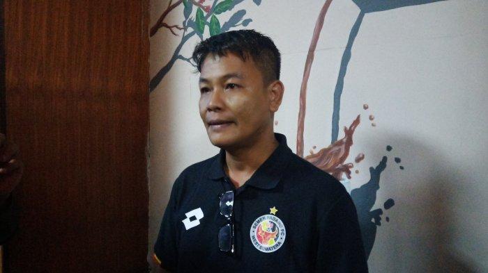 KABAR SEMEN PADANG FC - Rinold Thamrin Beri Alasan Weliansyah Gantikan Syafrianto Rusli ...
