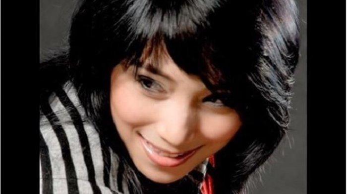 Chord Kunci Gitar Rela - Inka Christie, Lirik Lagu: Demi Cinta yang ...