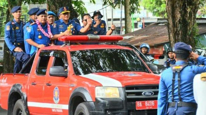 Damkar Padang Juara Nasional NFSC 2023, Wako Hendri Septa Arak Piala ...