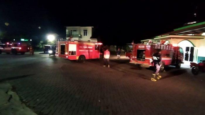 Rumah Kos 2 Lantai Terbakar di MKS Bukittinggi, Kerugian Ditaksir Rp 200 Juta - Tribunpadang.com