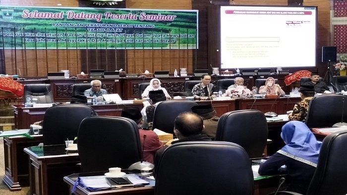 DPRD Sumbar Bahas Ranperda Tanah Ulayat, Perlu Disahkan jadi Dasar Hukum Kepemilikan Tanah ...