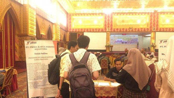 Job Fair Padang Hadir di UPI YPTK Padang Terdapat 15 Perusahaan Buka ...