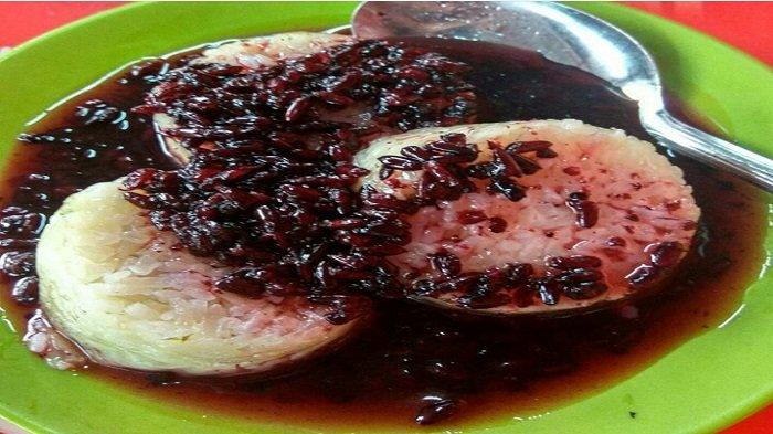 Mantapnya! Sajian Tapai Ketan Hitam, Makanan Tradisional Khas ...
