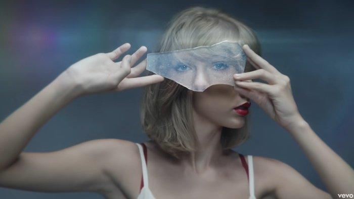 Lirik Lagu Style - Taylor Swift: You Got That James Dean Day Dream Look ...