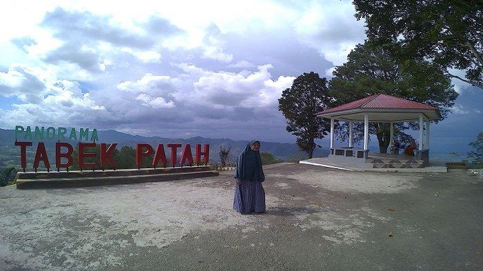 TRIBUNWIKI : Tempat Wisata di Kabupaten Tanah Datar - Tribunpadang.com