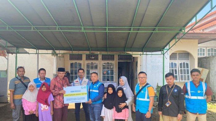 Sambut HUT ke-78 Kemerdekaan RI, PLN UP3 Padang Berbagi dengan Yatim Dhuafa - Tribunpadang.com