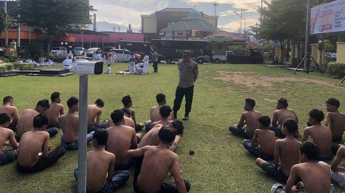 Polresta Padang Tangkap 45 Pelaku Tawuran 1 Orang Ditahan Atas