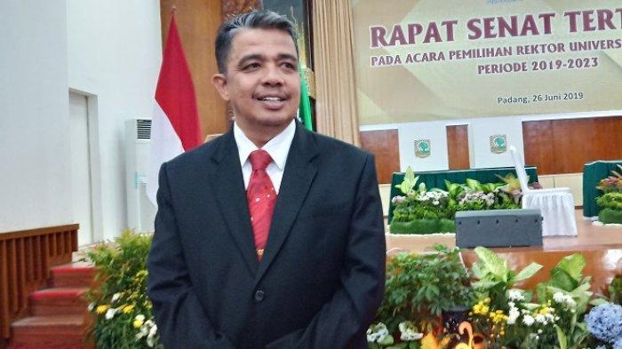 Terpilih sebagai Rektor Unand Periode 2019-2023, Prof Yuliandri Punya 2 ...