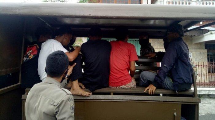 Dianggap Meresahkan Pengguna Jalan, 5 Orang Pak Ogah di Padang Diamankan Satpol PP ...