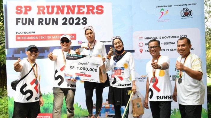 Ratusan Karyawan Semen Padang Group dan Keluarga Meriahkan, SP Runners ... Ratusan Karyawan Semen Padang Group dan Keluarga Meriahkan, SP Runners ...
