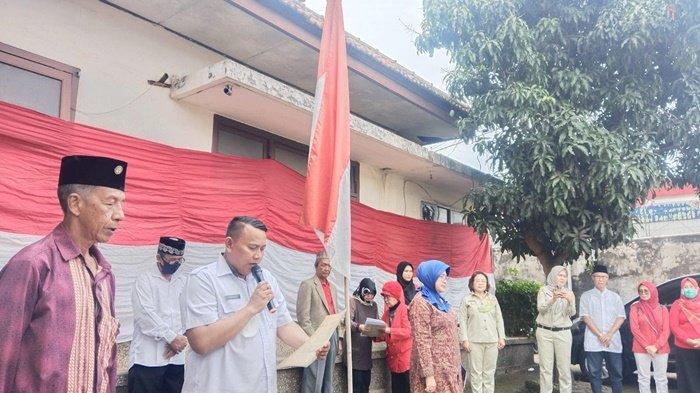 SEJARAH HARI INI : untuk Pertama Kalinya AK Gani Bacakan Teks ...