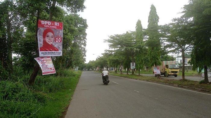 Masih Banyak Peserta Pemilu Langgar Pasang APK, Bawaslu Sumsel Bakal Turunkan Paksa - Sripoku.com
