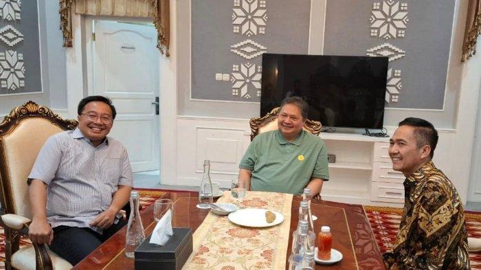 Bertemu Airlangga Hartarto Jelang Pilkada Palembang 2024, Sinyal Ratu Dewa Diusung Partai Golkar ...