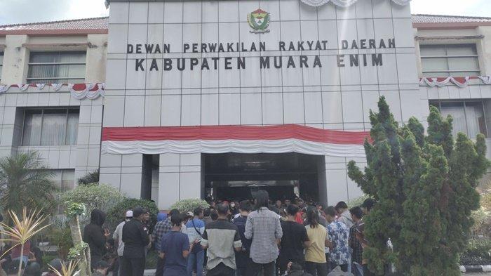 Daftar 45 Nama Caleg Muara Enim Diprediksi Duduk di DPRD Muara Enim ...