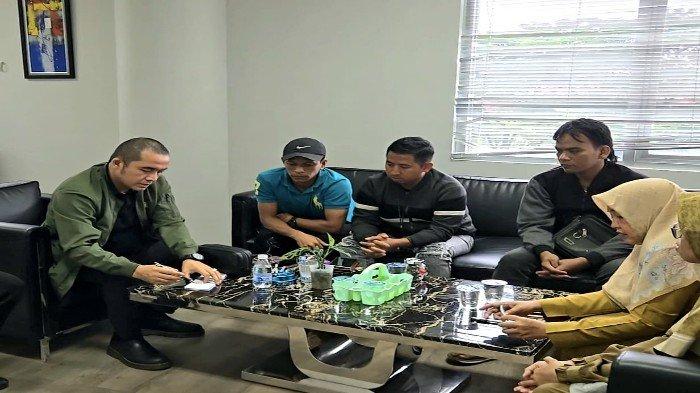 Andri Adam Bantu Selesaikan Tunggakan Sekolah Siswa di Palembang ...