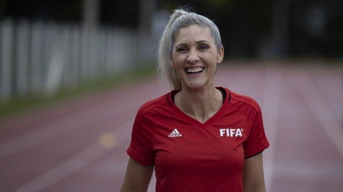 Profil Neuza Back, Asisten Wasit Wanita di Piala Dunia 2022, Jadi Wasit ...