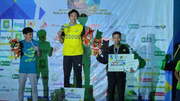 Atlet Panjat Tebing Sumsel Kembali Torehkan Prestasi, Rizky Syahrafli Raih Emas Kejurnas ...