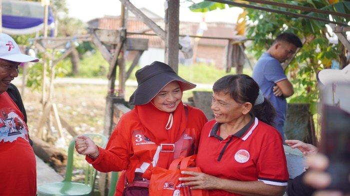 Bunda Omi Blusukan Seperti Jokowi, Caleg DPRD Sumsel dari PDIP : Agar ...