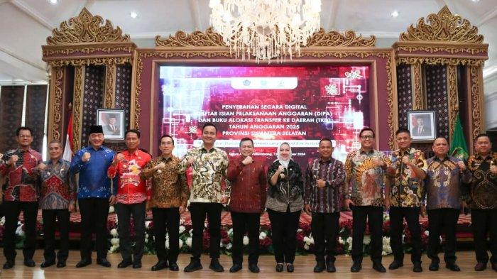 Bupati Musi Rawas Hadiri Penyerahan DIPA dan TKD Tahun 2025 - Sripoku.com