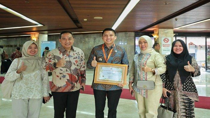 Pemkab Ogan Ilir Raih Penghargaan ProKlim Tahun 2023 dari Kementerian ...