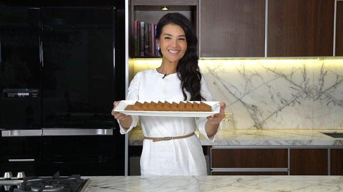 Tips Memasak Kue Delapan Jam Asal Palembang Ala Chef Farah Quinn, tidak ...