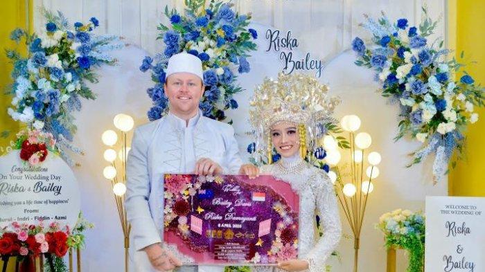 Cerita Riska Damayanti Gadis Asal OKU Timur Dinikahi Bule New Zealand, Bertemu di Pantai Kuta ...