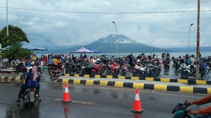 Libur Idul Fitri 2023, Pengunjung Danau Ranau OKU Selatan Membludak ...