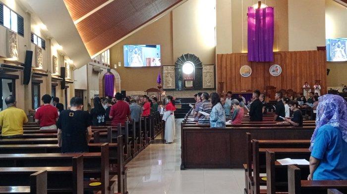 Gereja Katolik Paroki St.Yoseph Rayakan Paskah 2025 Tema Damai Sejahtera Kristus di Tengah ...