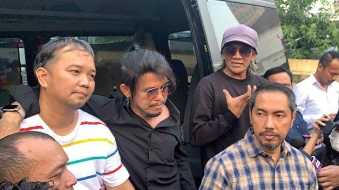 Podcast Anji Manji Dilaporkan Band Radja ke Polisi, Disebut Tidak ...