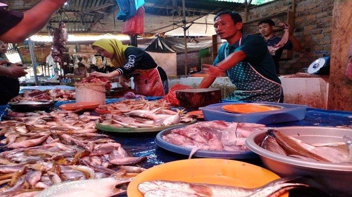 H-3 Idul Fitri, Belum ada Lonjakan Harga Kebutuhan Pokok di Pasar Saka ...