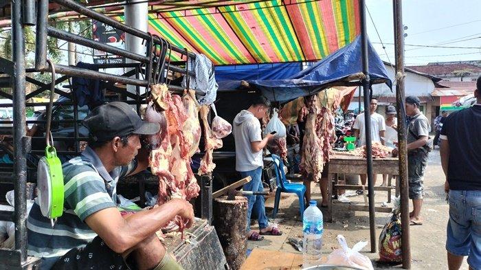 H-2 Idul Fitri 1444 H, Harga Daging Sapi di Pasar Tugumulyo Musi Rawas Tembus Rp150 Ribu per Kg ...