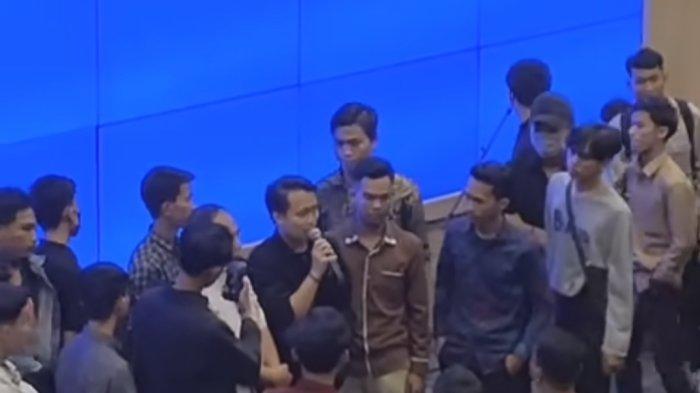 Viral Pemilihan Calon Presiden Mahasiswa UIN Palembang Nyaris Ricuh ... Viral Pemilihan Calon Presiden Mahasiswa UIN Palembang Nyaris Ricuh ...