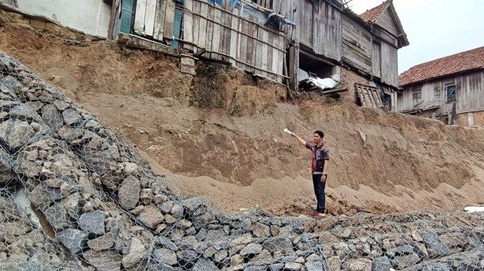 Bronjong Pinggir Sungai Ogan, Desa Kedondong, OKU Sumsel Longsor, Rumah ...