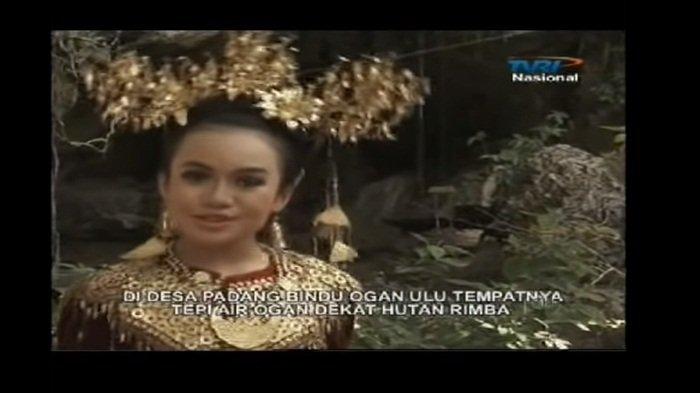 LIRIK Lagu Gua Putri Asal Ogan Komering Ulu Sumsel Lengkap Artinya: Ade Puteri Jadi Batu Karne ...