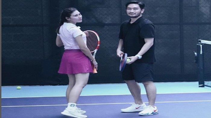 Video: Munculnya Syahnaz dan Jeje ke Publik Usai Kena Tegur Keras Raffi ...