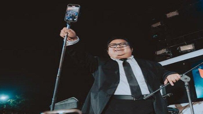 Perjalanan Karier Gustiwiw yang Meninggal Mendadak, Dulu Susah Kini ... Perjalanan Karier Gustiwiw yang Meninggal Mendadak, Dulu Susah Kini ...