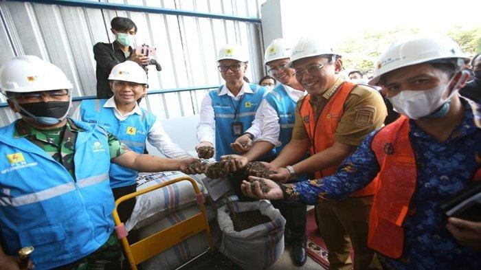PLN Terima Penghargaan Indonesia Green Awards 2023, Wujud Komitmen ...