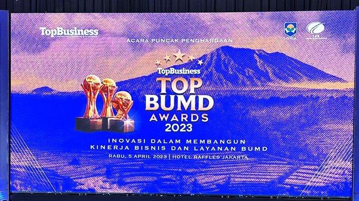 Lagi, BUMD PT Sriwijaya Mandiri Sumsel Mendapat TOP BUMD Awards 2023 - Sripoku.com