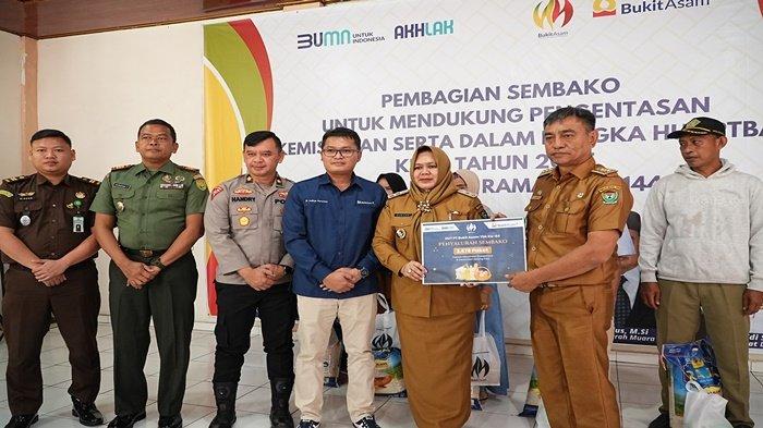 PTBA Gelar Aksi Sosial, Bagikan 10 Ribu Paket Sembako hingga Bantuan ...