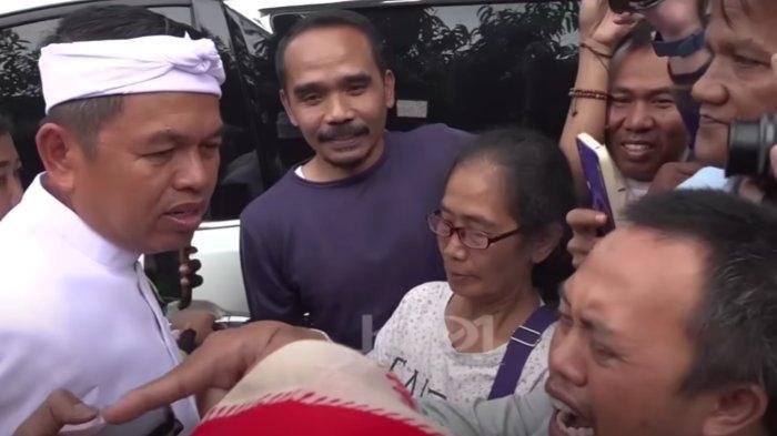 Nasib Pilu Mantan Honorer Viral Sepatu Bolong dan Ditipu Umroh Gratis, Dedi Mulyadi Turun Tangan ...