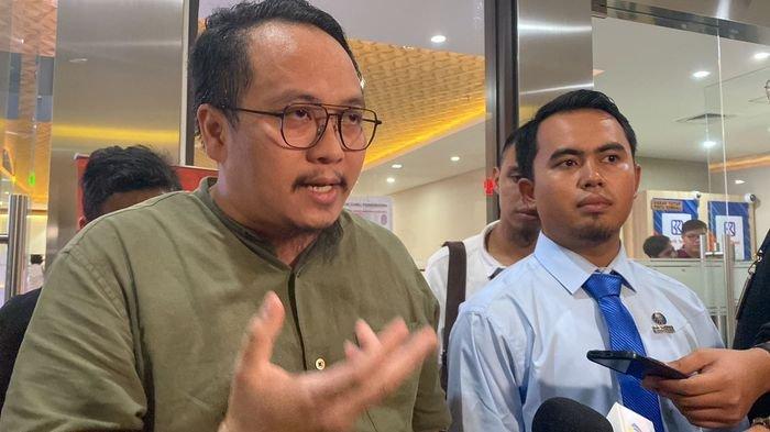 Profesi Mohammad Rizki, Sosok Pemberani Laporkan Wanda Hara ke Polisi ...