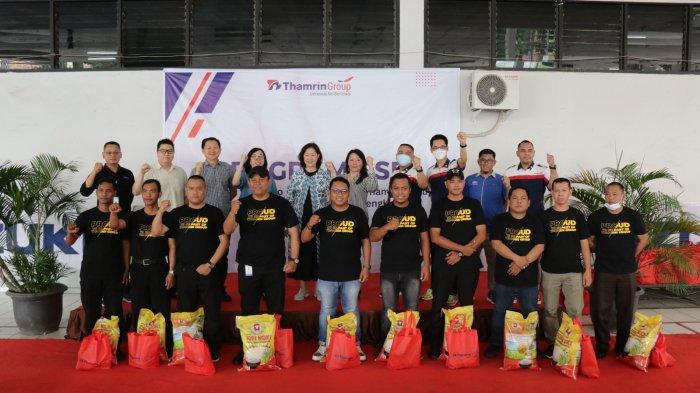 Peringati HUT Thamrin Group, Gunawati Kokoh Thamrin Bagikan 300 Paket Sembako untuk Karyawan ...