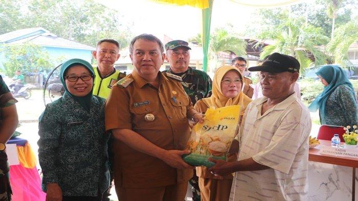 Kendalikan Inflasi, Pemkab Muara Enim Gelar Gerakan Pangan Murah, Pj ...