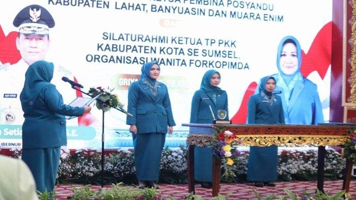 Ketua TP PKK Banyuasin Adhitya Trinia Apriliani, Resmi Dilantik oleh ...