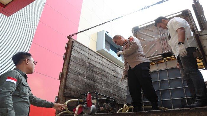 Isi Solar Bersubsidi dengan Barcode Pertamina, Penimbun BBM di Muba ...